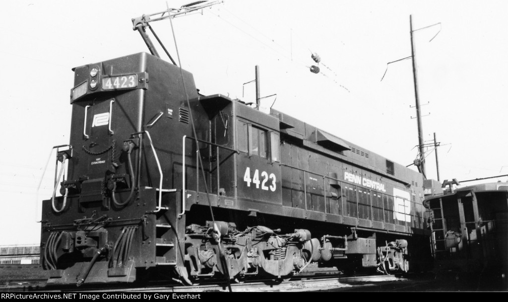 PC E44 #4423 - Penn Central